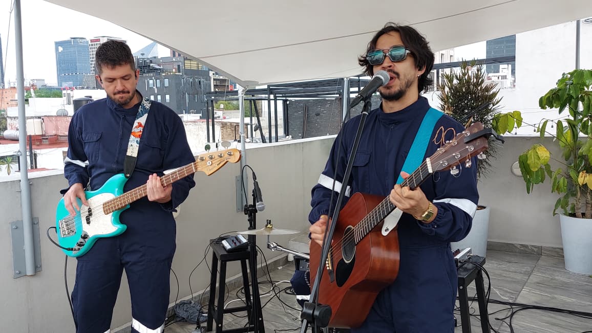 OKILLS ENCIENDE LA INTIMIDAD EN PLAYHAUS Y PREPARA LA FIESTA DE LOS 10 AÑOS DE AMÉRICA ...