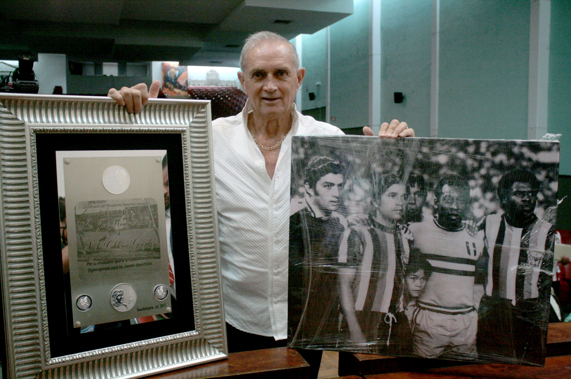 Rinden homenaje a Nacho Calderón - Bienvenidos